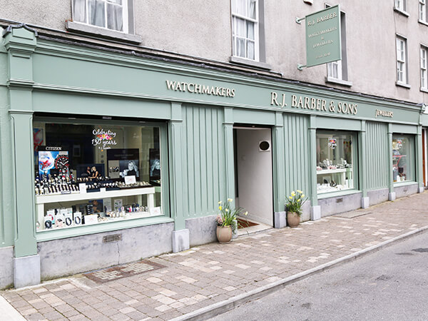 RJ Barber & Sons – ESTD. 1890